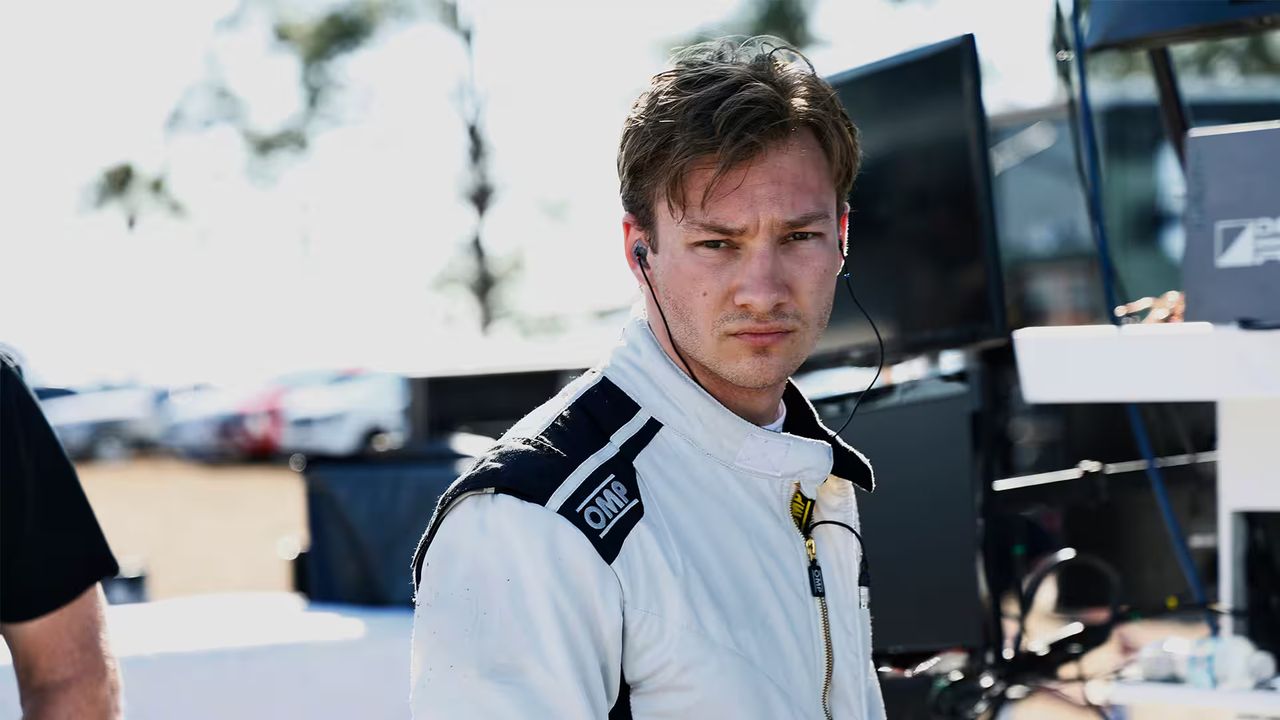 Dennis Hauger debuterer i IndyCar denne helgen | Viaplay Group er en av ...